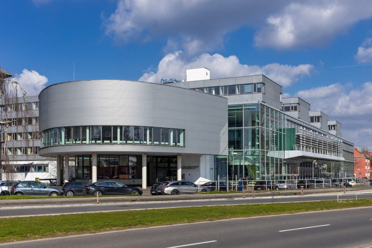 POHA House | Co-spaces to live, work and come together